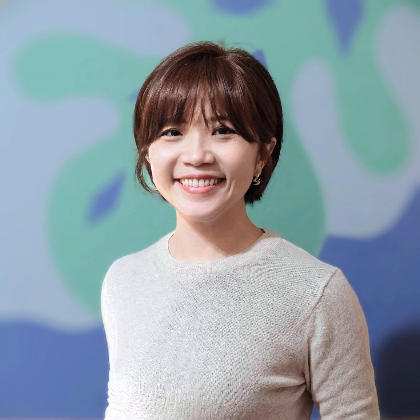 Yu-Lun (Fiona) Hsu - About - Independent Curators International