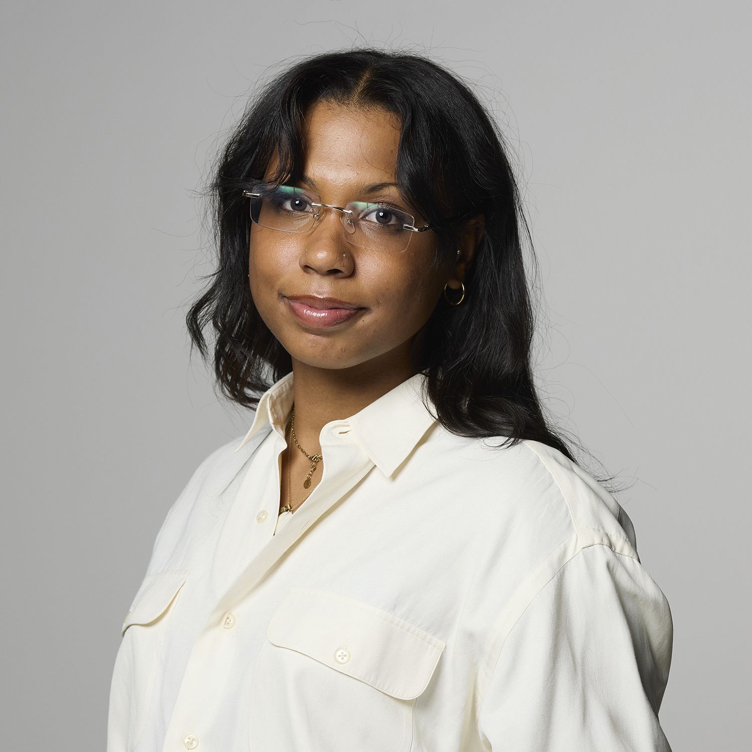 Maya Davis - About - Independent Curators International