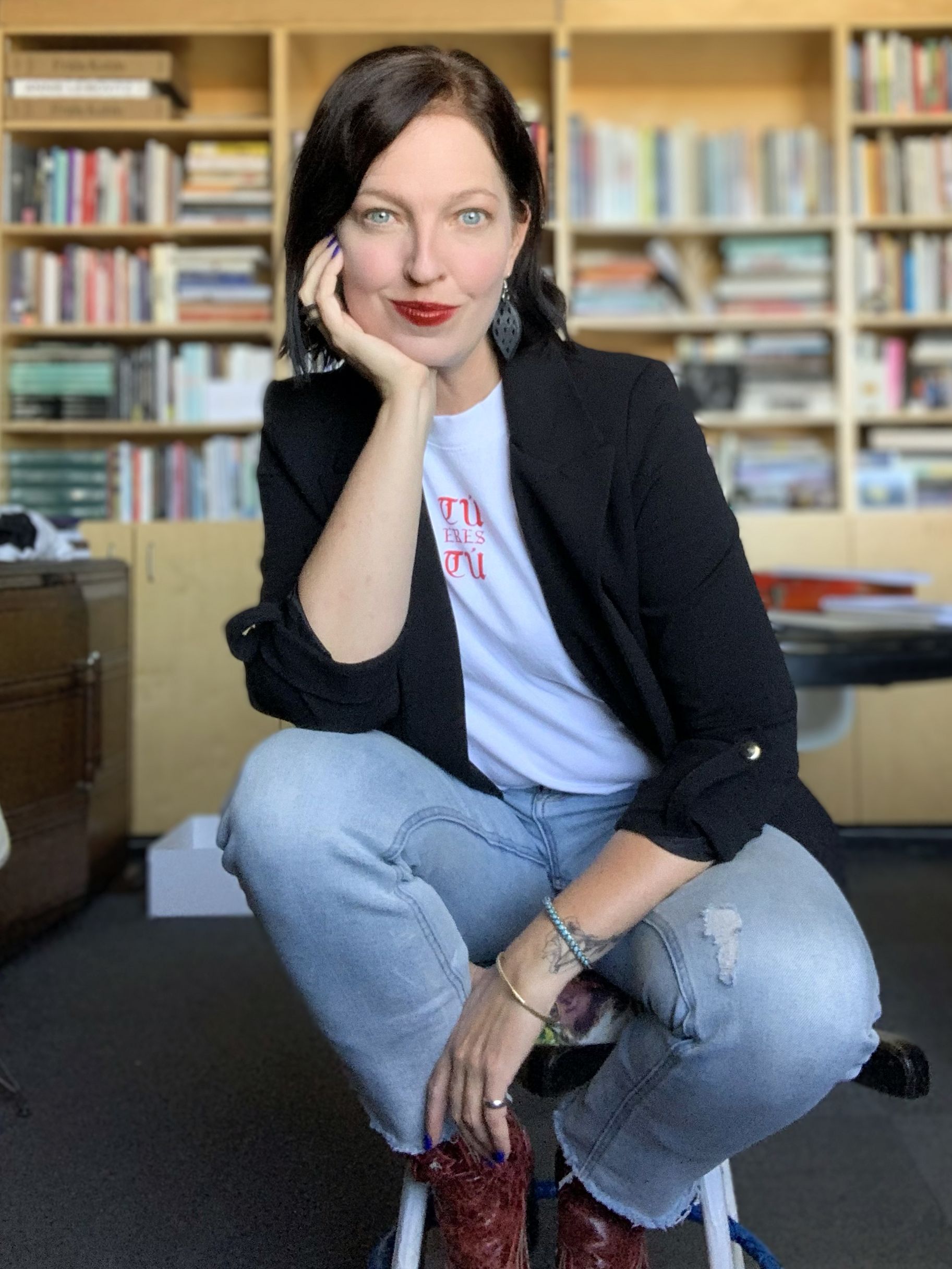 Laura Augusta - About - Independent Curators International