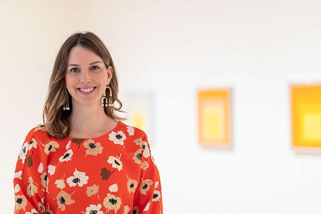 Lauren Hinkson - About - Independent Curators International
