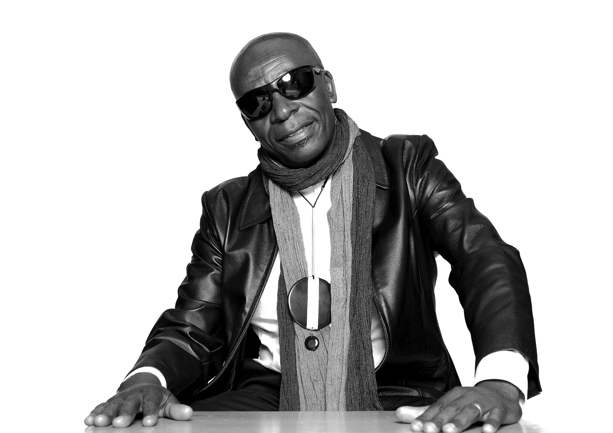 Raphael Chikukwa - About - Independent Curators International