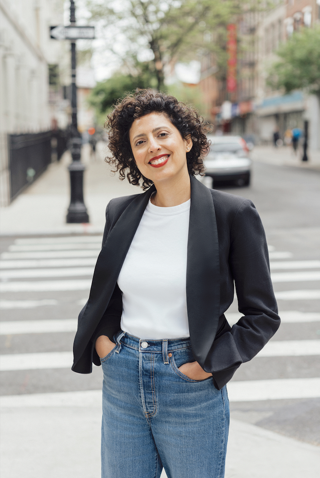 Sara Raza - About - Independent Curators International